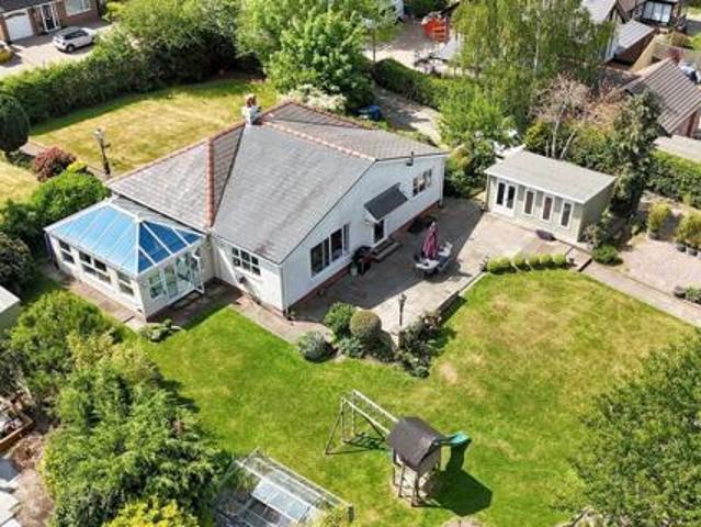 Smithy Brow, Croft, 3 Bedroom Detached