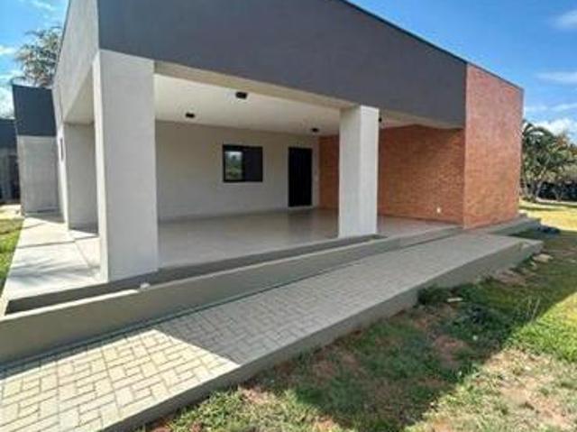 SMPW Quadra 5 Casa Térrea Reformada com 04 Quartos Aceita Financiamento