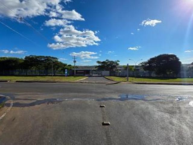 SMPW Quadra 12 Conjunto 1 Oportunidade de Lote no Park Way QD. 12, Conj. 01 Park Way DF