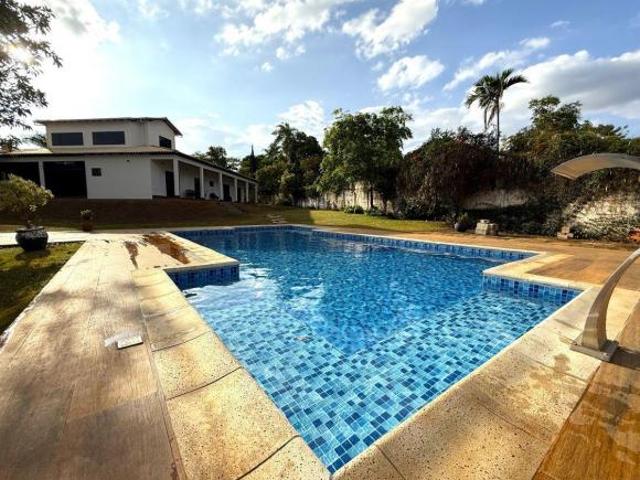 SMPW Quadra 15 – Casa Térrea com 5 Quartos, Lazer Completo e Exclusividade no Park Way!