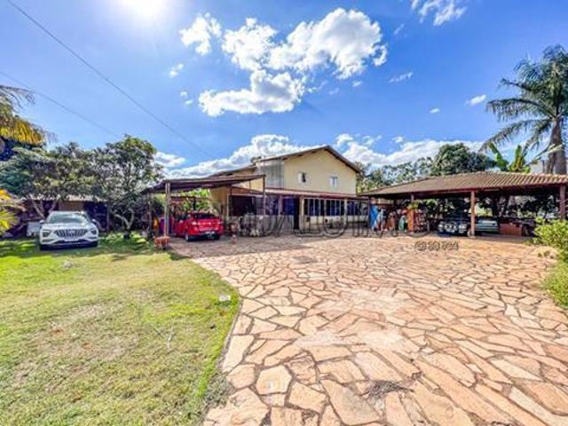 SMPW Quadra 1 PARK WAY, SMPW QUADRA 01, CASA C/ 220M², 4 QUARTOS, BEM LOCALIZADA!