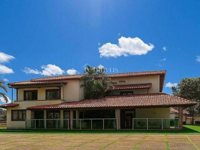 SMPW Quadra 3 Park Way | 5 Suítes | Terreno 5.000m² | Campo de Futebol | Aceita Financiamento