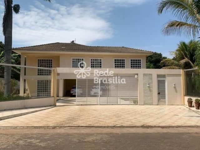 SMPW Q 03 | Casa de 6 Quartos sendo 3 Suítes com 4 Vagas de Garagem Park Way