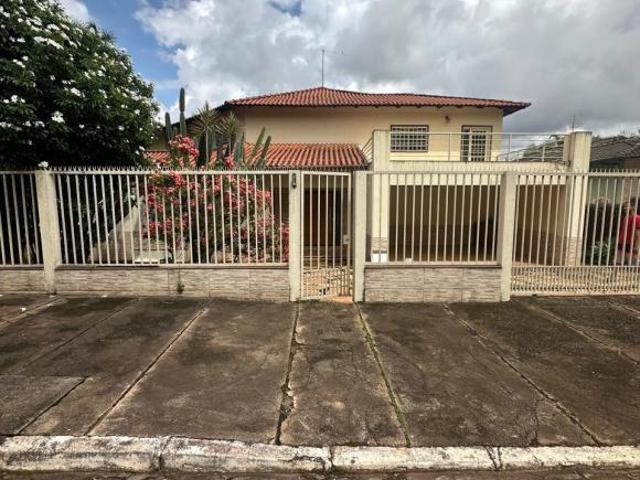 SMPW QD 04 Conjunto 2 Sobrado 5 quartos sendo 3 suites R$ 2.050.000,00