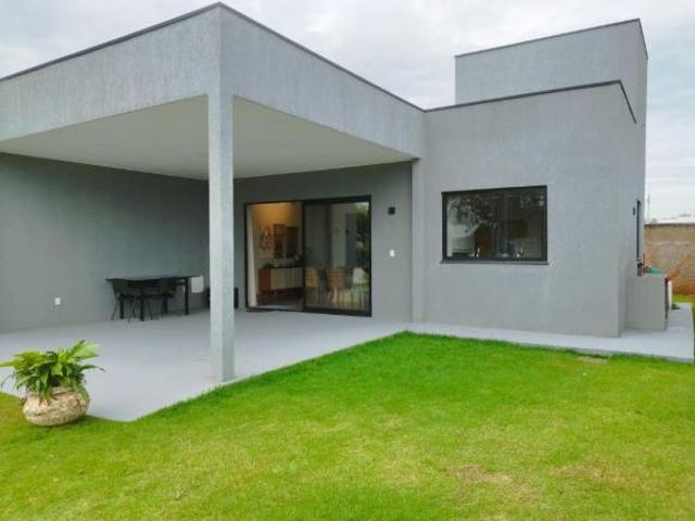 SMPW QD 5 EXCLUSIVA CASA RECEM CONSTRUIDA EM TERRENO DE 1.000 M²