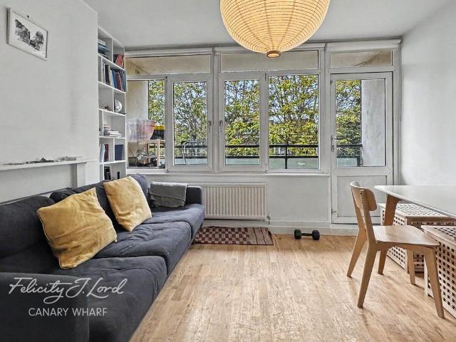 Smythe Street, LONDON 1 bed flat to rent £1,700 pcm £392 pw