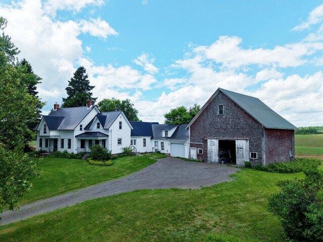 Smyrna St, Houlton, Home For Sale