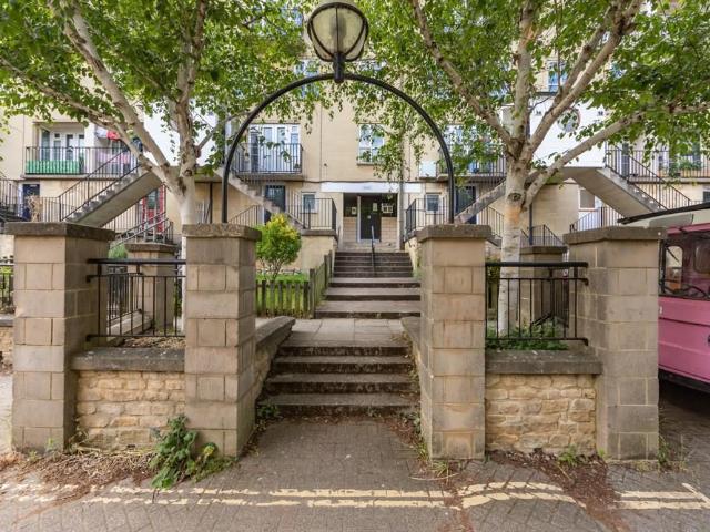 Snow Hill, Bath BA1, 3 bed maisonette to rent, £1,500 pcm | PrimeLocation