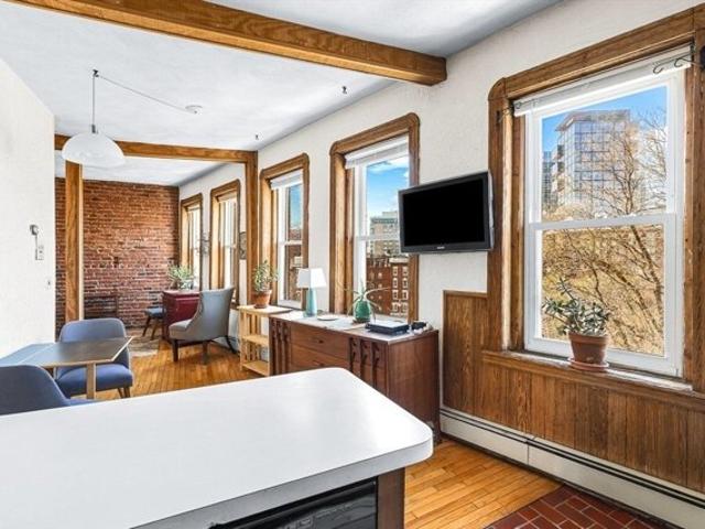 Snow Hill St Apt,boston, Condo For Sale