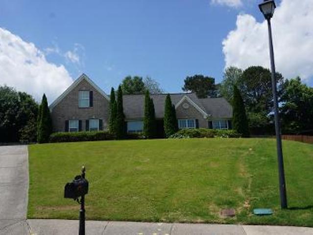 Snowcrest Ln
