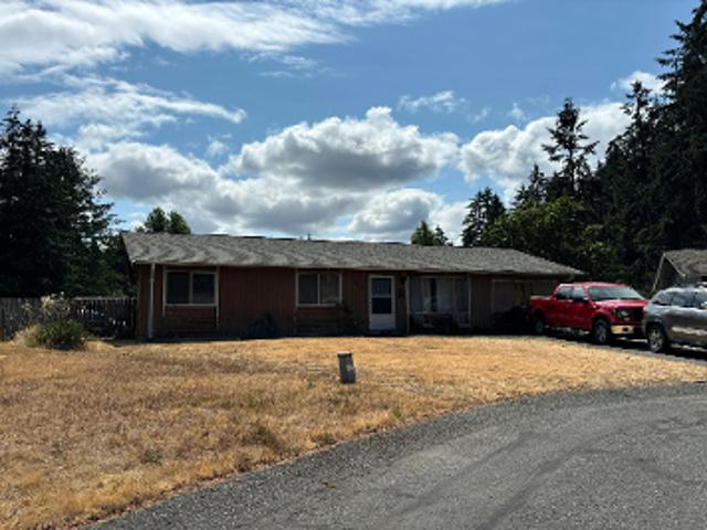 Snowberry Cir W