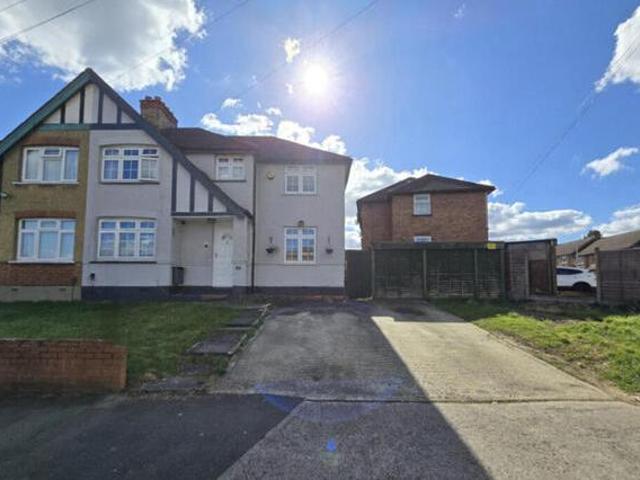 Snowden Avenue, Uxbridge, 5 Bedroom Semi detached