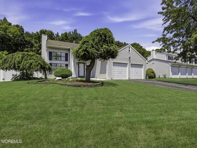 Snowdrift Ln, Howell, Home For Sale