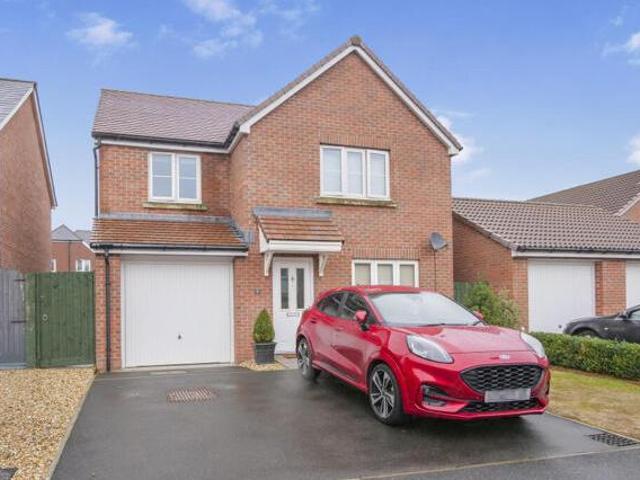 Snowdrop Wynde, Shaftesbury, 4 Bedroom Detached
