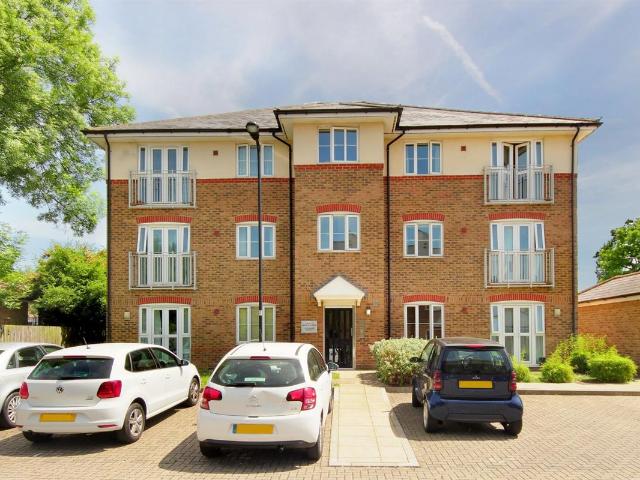 Snowfleck House UB6, 1 bed flat to rent, £1,450 pcm | PrimeLocation