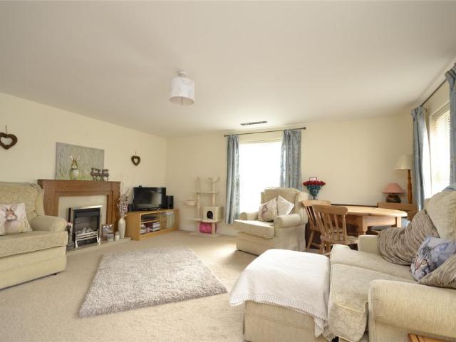 Snowshill Drive, Bishops Cleeve, Cheltenham, Gloucestershire, GL52