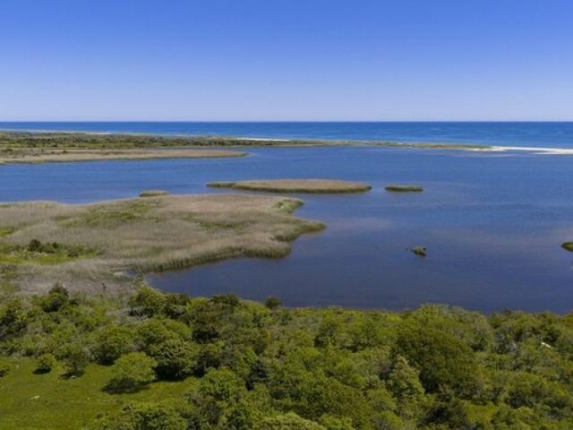 Snail Rd, Chilmark, Home For Sale