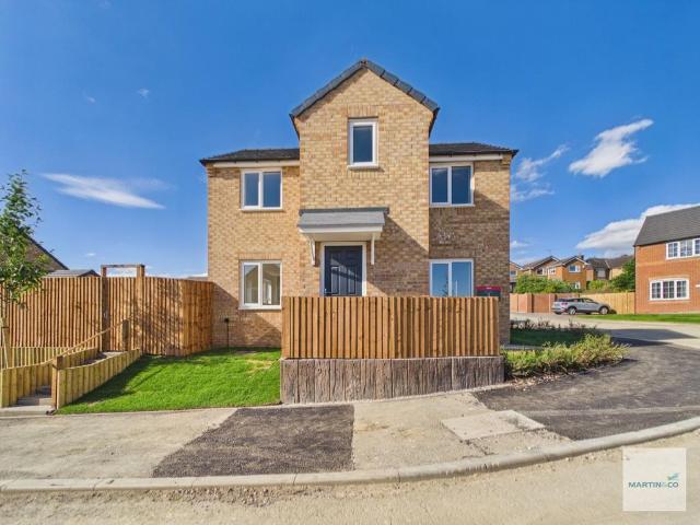 Snap Gardens, Eastwood 3 bed detached house to rent £1,375 pcm £317 pw