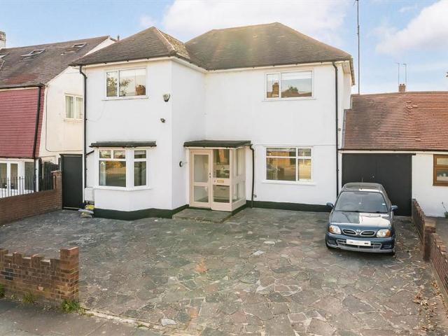 Sneyd Road, London NW2 5 bed end of terrace house to rent £5,330 pcm £1,230 pw