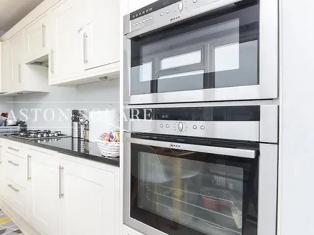 Sneath Avenue, London, NW11 9AJ, United Kingdom | 4 bed apartment for rent #137169809 | Rentberry