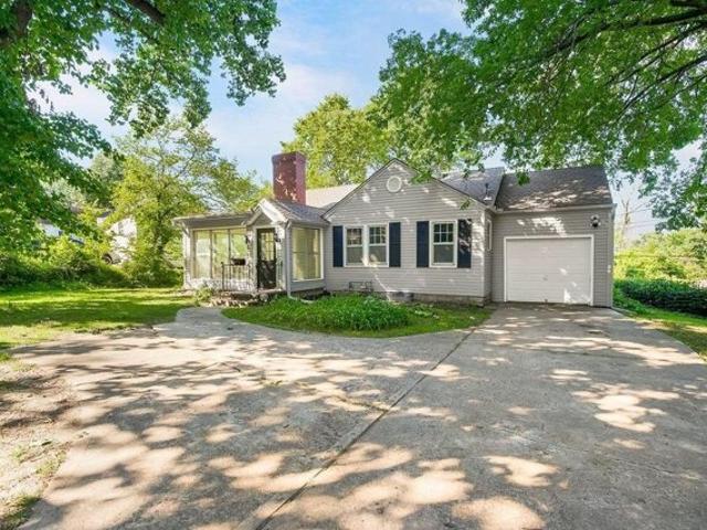 Sni A Bar Rd, Kansas City, Home For Sale