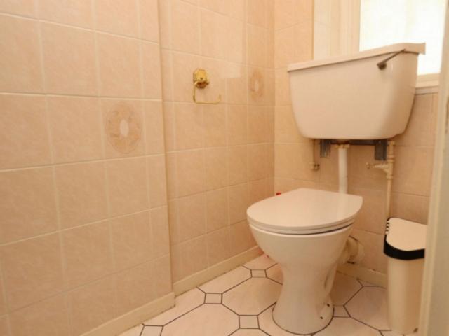 Snug double bedroom close to Victoria Park Has a Room