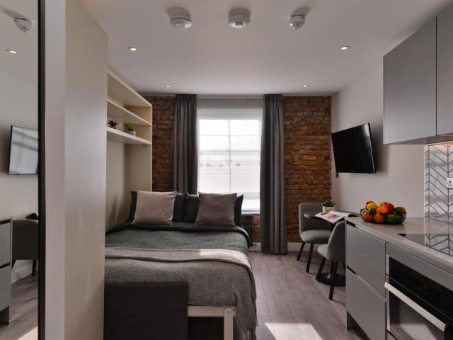 Snug studio very close to Notting Hill Gate Tube Has an Apartment