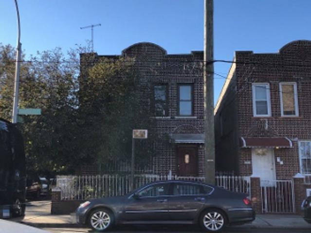 Snyder Ave