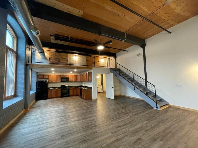 S+S Lofts 2 Bedroom Apartment for Rent at 173 Weeden St, Pawtucket, RI 02860