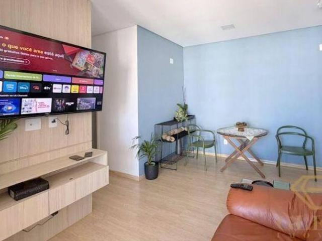 Spot apartamento com 2 dormitórios à venda, 57 m² por R$ 550.000,00 Centro Londrina/PR