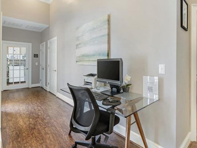 Spotswood Commons 3BR 2BA 1420sf
