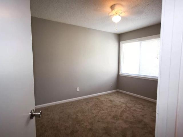 Spottswood Manor Townhomes 2 Bedroom Apartment for Rent at Spottswood Manor Dr, Memphis, TN 38111 Messick Buntyn