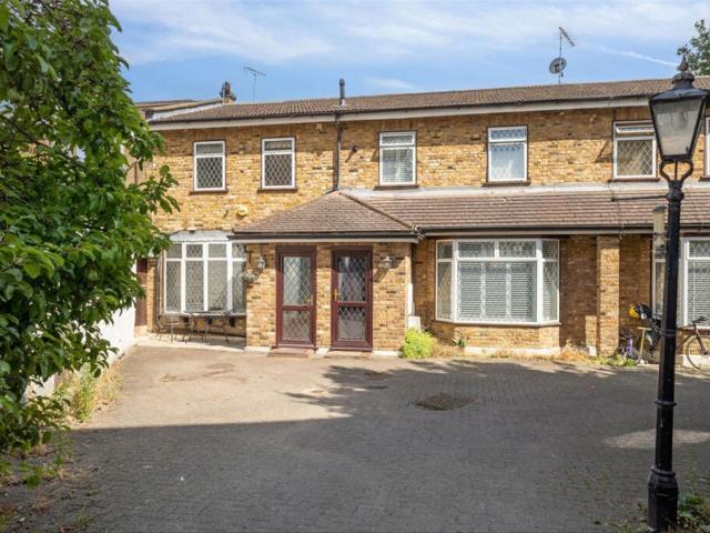Spooners Mews, Acton W3, 2 bed property to rent, £2,301 pcm | PrimeLocation