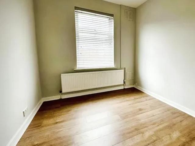 Sportsbank Street, London, SE6 2EX, United Kingdom | 2 bed apartment for rent #140658760 | Rentberry