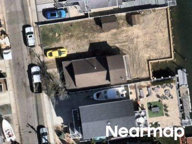 Sportsmans Ave