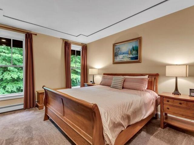 Spaulding Rd Unit G, Cavendish, Condo For Sale