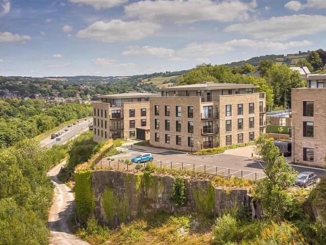 Spa Villas, Matlock Spa, Matlock DE4, 2 bed flat to rent, £1,300 pcm | PrimeLocation