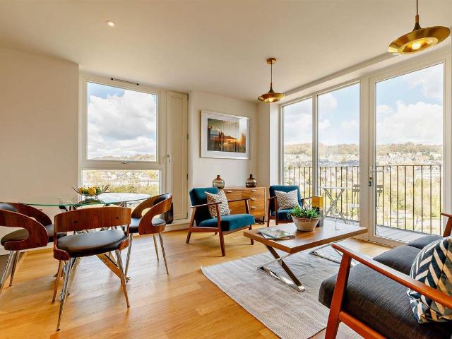 Spa Villas, Matlock Spa, Matlock DE4, 2 bed flat to rent, £1,300 pcm | PrimeLocation