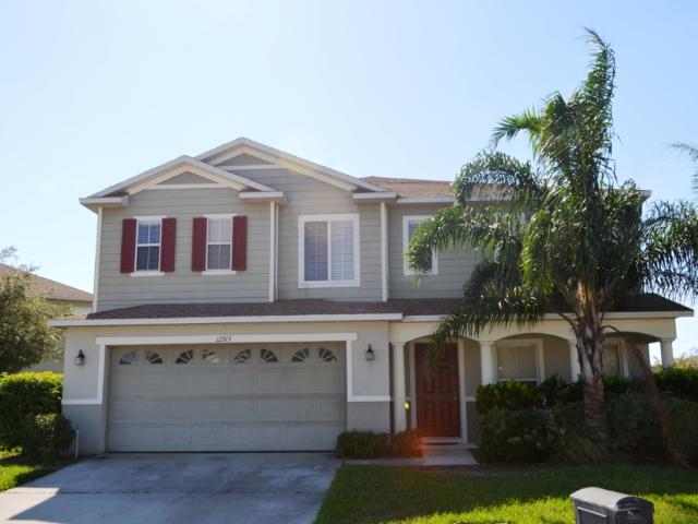 Spacious 4/2.5 House in Gated Eagle Creek of Lake Nona