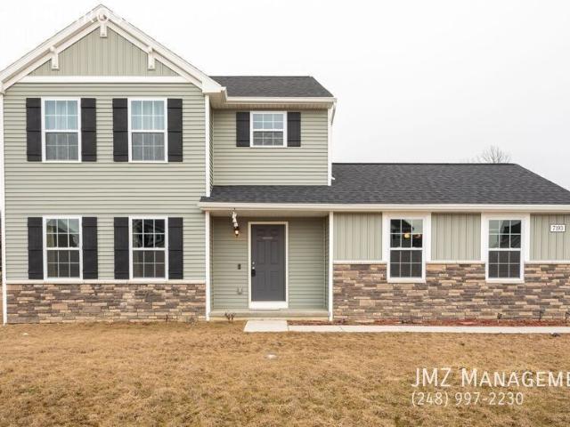 Spacious 4 Bed Grand Blanc Home with Modern Comfort COMING SOON 6/15