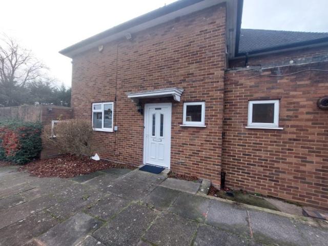 Spacious 4 bed property in birmingham for £1100pcm