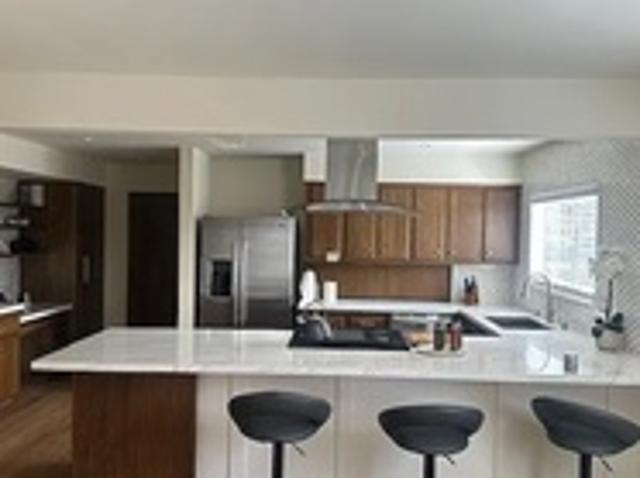 Spacious 4 Bedroom 2 Bath House Roommates Wanted