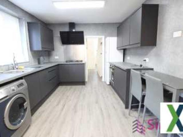 Spacious 4 Bedroom House with Garden In Malta Road, Leyton E10 Refurbished