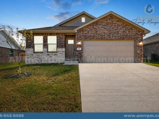 Spacious 4 Bedroom Home in Highfill – Prime Location Near Bentonville
