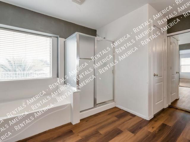 Spacious 4 Bedroom Home in Johnson Ranch with Vaulted Ceilings
