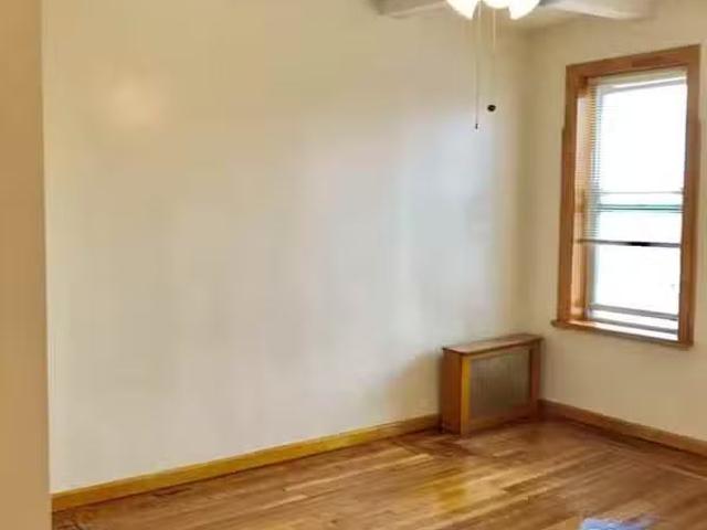 Spacious 4 bedroom just 1 blk to N/W $3000 nd St #2