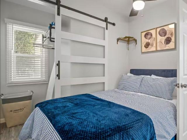 Spacious 4BR Home with Easy Transit & Modern Comfo