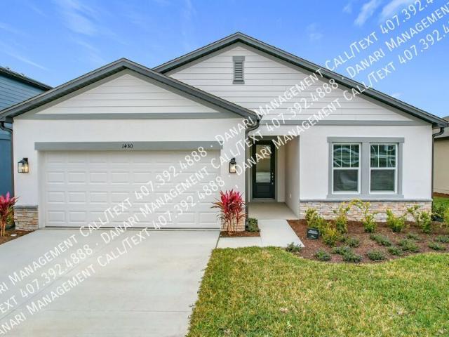 Spacious 4BR Home in Deltona Open Layout & Easy I 4 Access!
