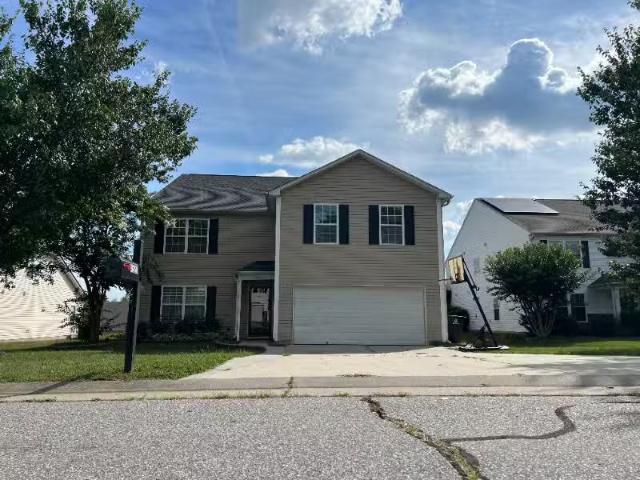 Spacious 5 Bed/3.5 Bath Single Family Cul de sac Home Availa.