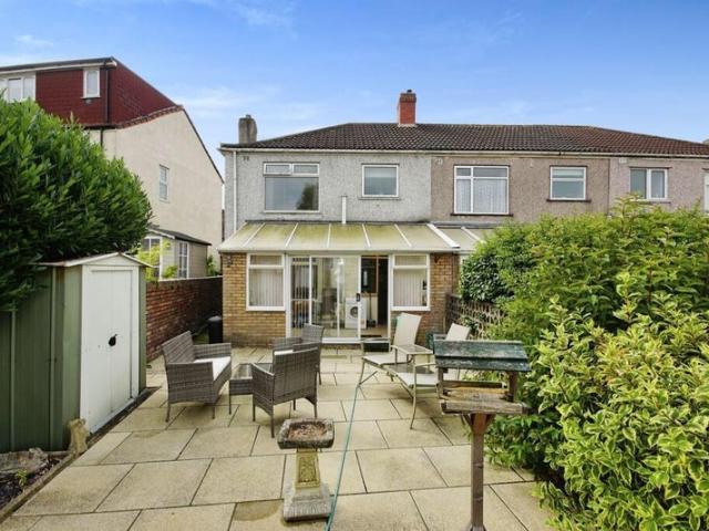 Spacious 5 Bedroom House in BS15 1NL